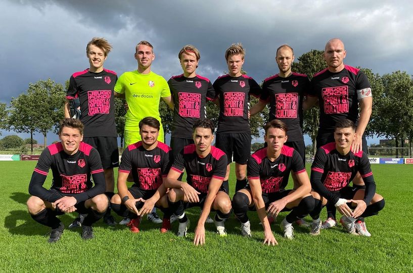 DEV Doorn 1 te steriel op natuurgras bij ONA 53 | DEV Doorn